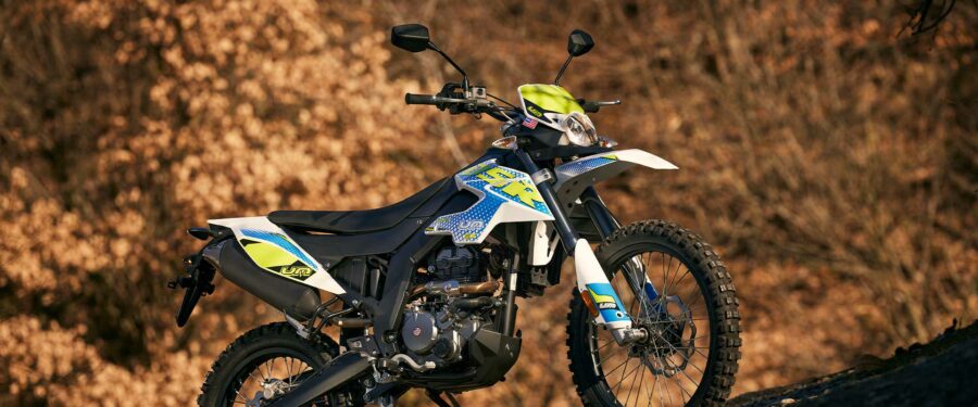 DSR EX - UM Motorcycles