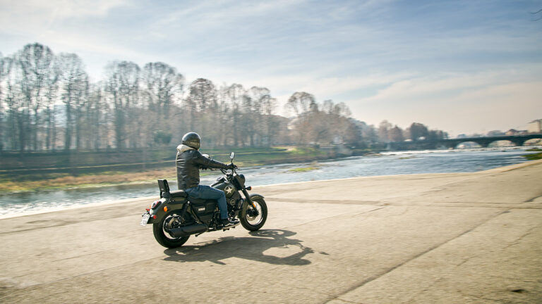 Renegade Commando - UM Motorcycles