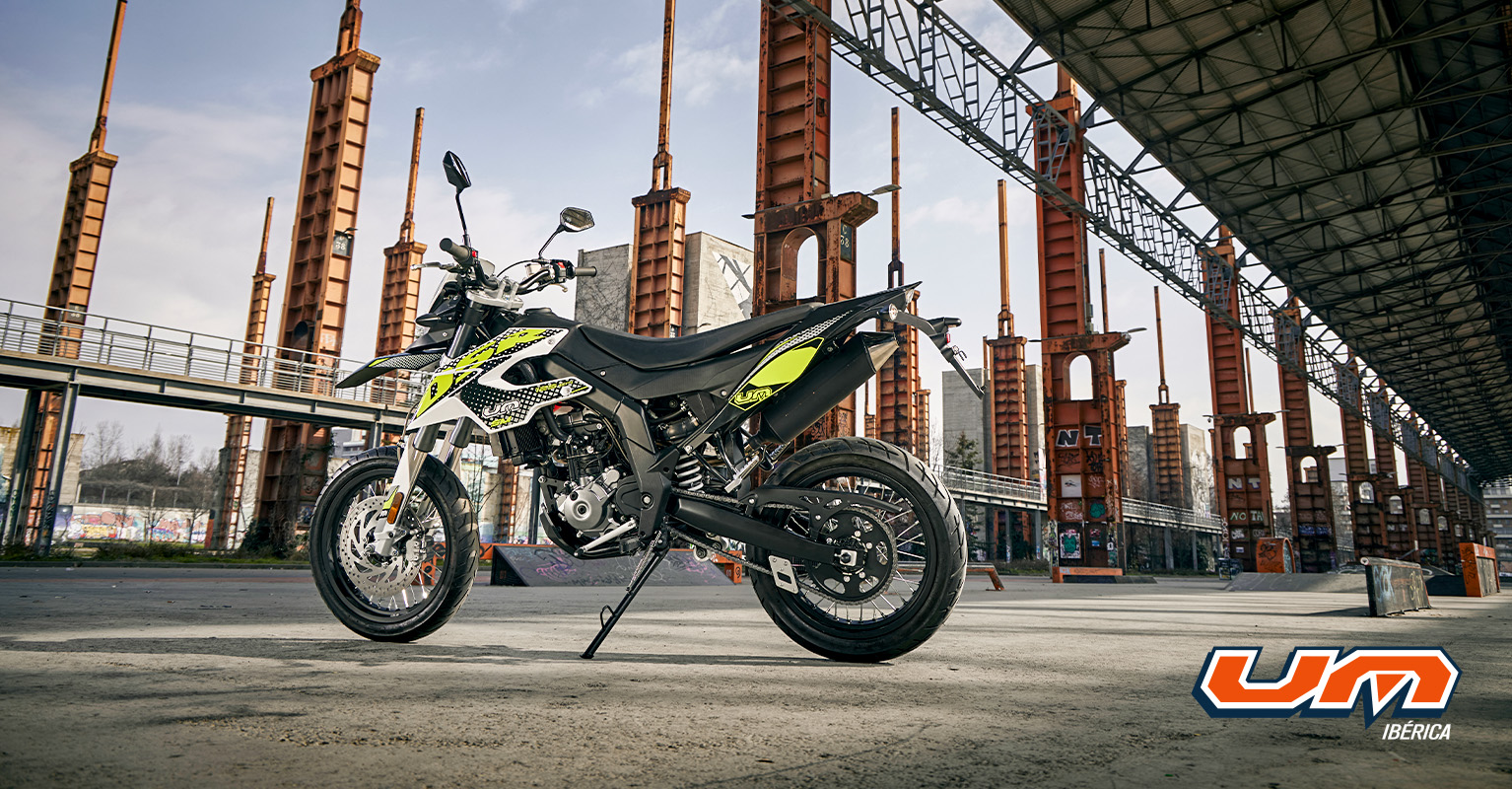 DSR SM - UM Motorcycles